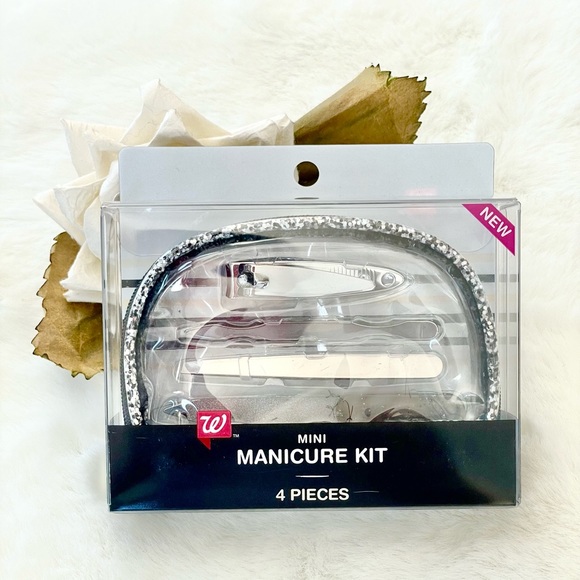 Bath & Body | Nwt 4pc Mini Manicure Kit Wtravel Case Clipperstweezers ...